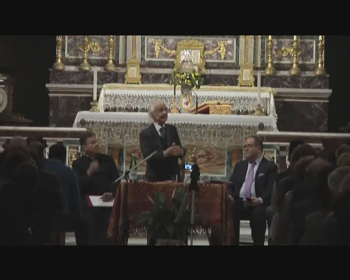 SCIENZA E FEDE. IL PROF ZICHICHI IERI A BIANCAVILLA. - TVA Adrano