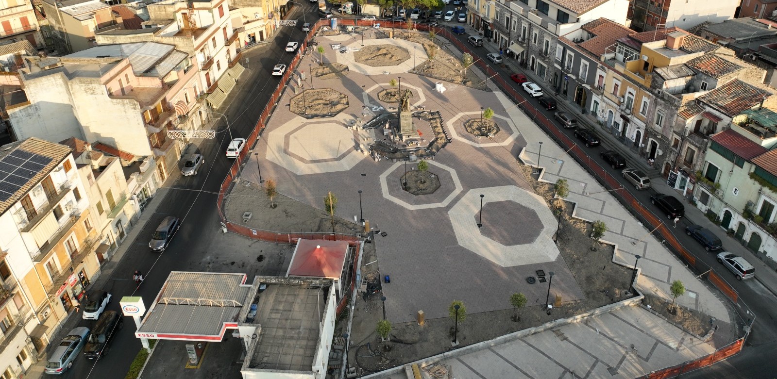 Adrano. Verso la nuova ed elegante piazza Armando Diaz - TVA Adrano
